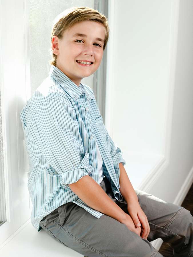 Logan McInnes - Model